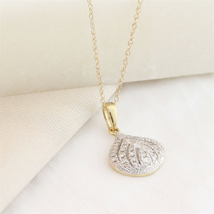 9ct Open Tear-Shaped Diamond Necklace - D95165 | F.Hinds Jewellers